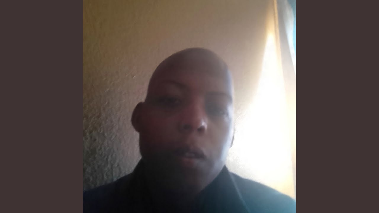 Tlo Monghadi Wa Ho Phela Tlo - YouTube