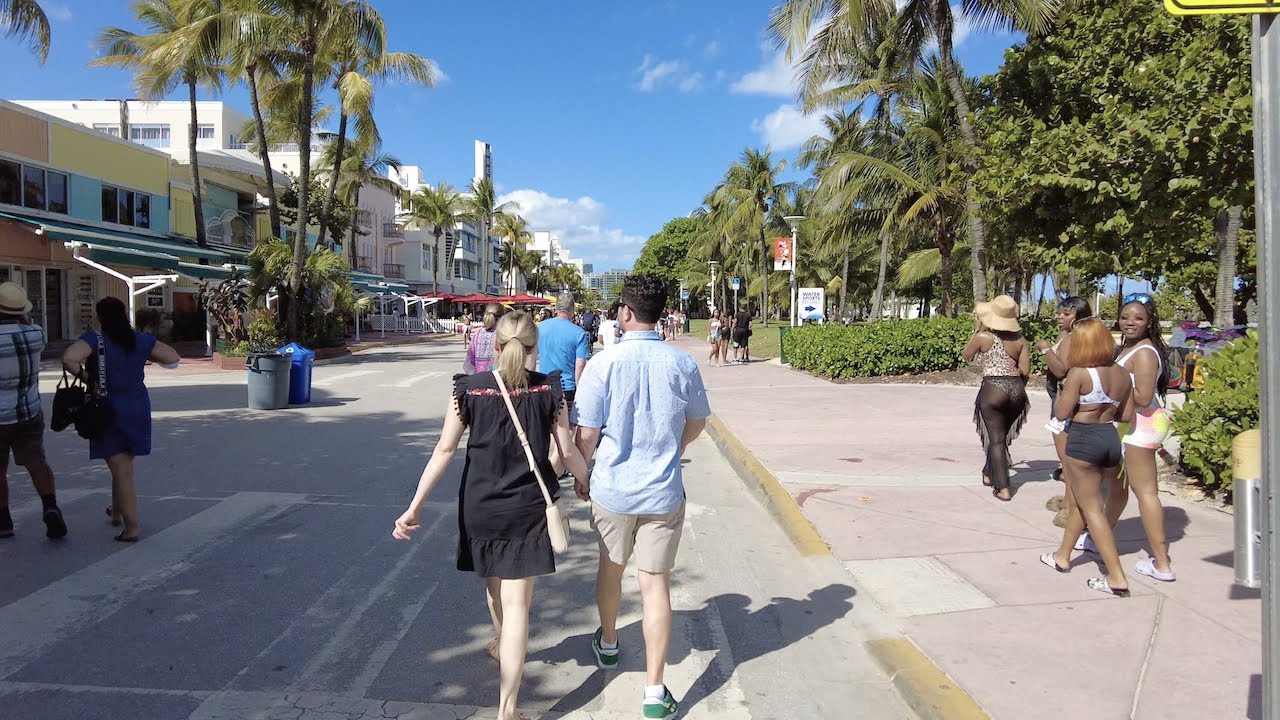 Ocean Drive (South Beach) in Miami Florida 2021 | Spring Break - YouTube