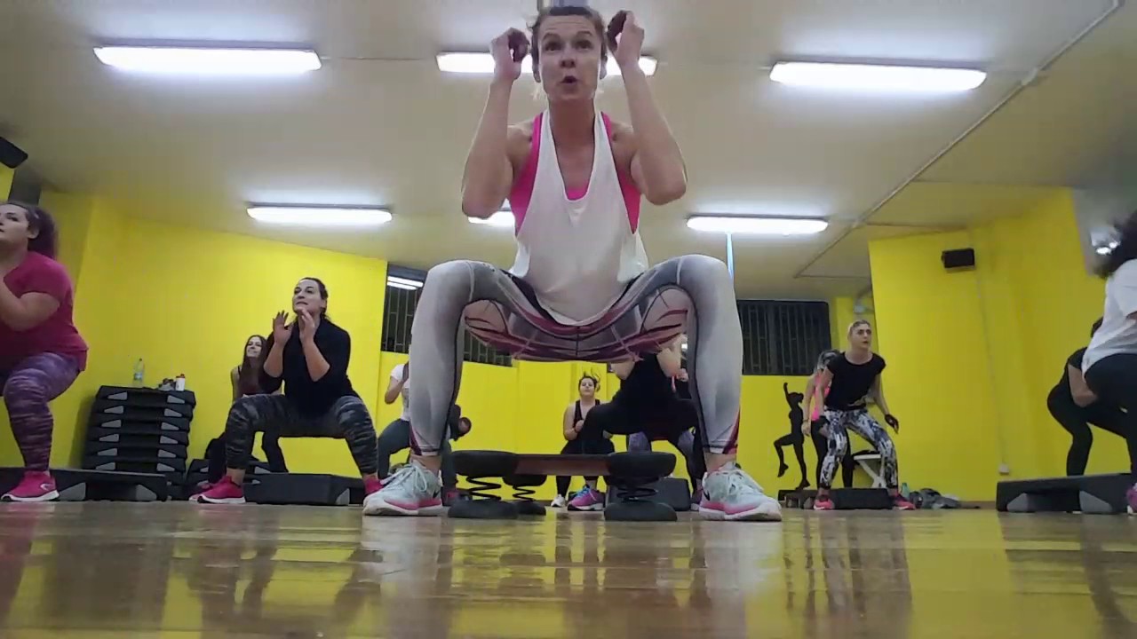 Step tone ( Lenka's Fitness Club ) 01-2017 - YouTube