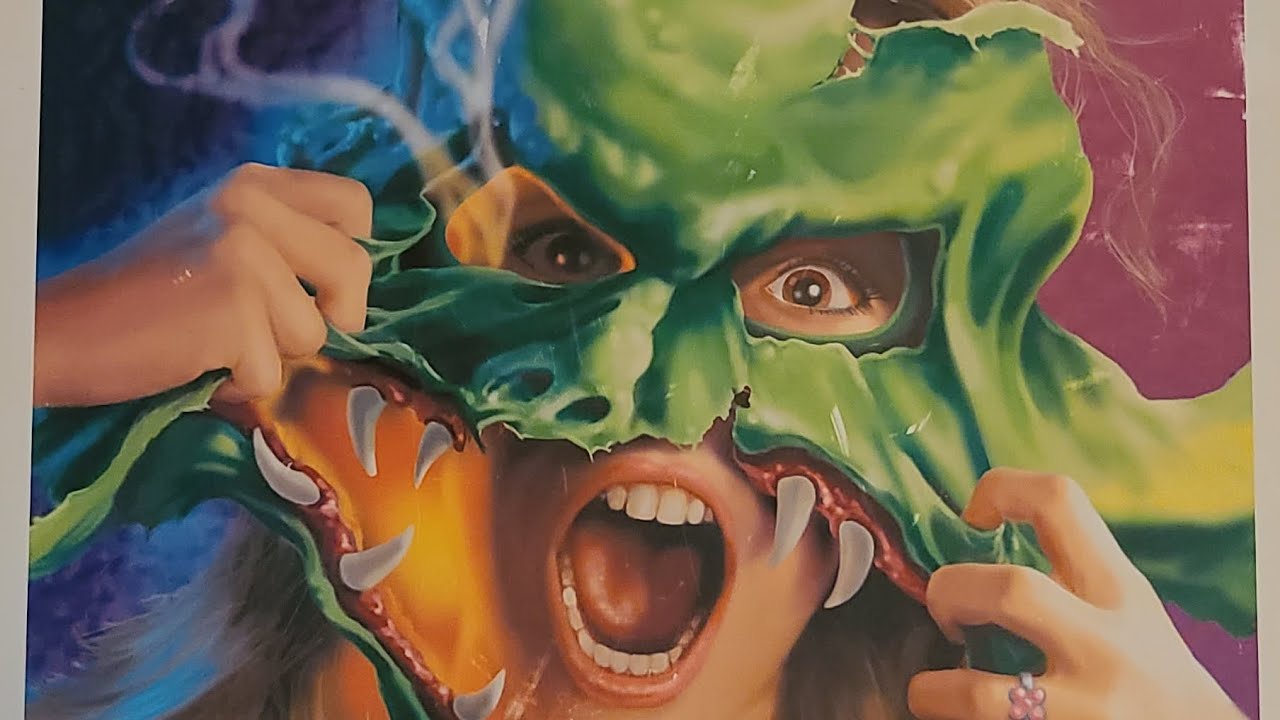 It's an absolutely epic Goosebumps unboxing today with insanely rare ...