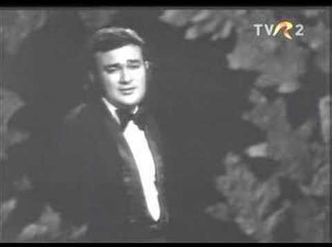 Romanian old singers - YouTube
