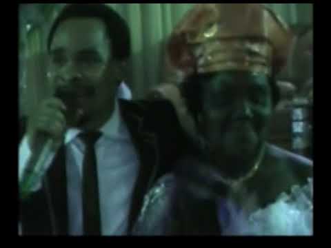 prophet chukwuemeka celebrate mother in church - YouTube