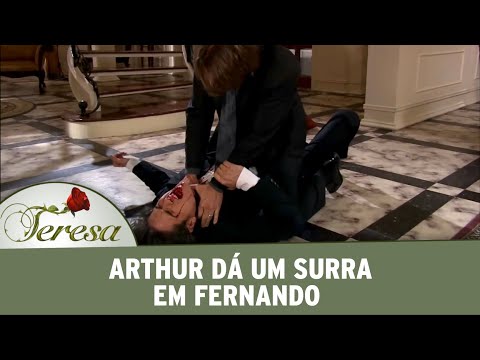 Teresa | Arthur dá uma surra em Fernando