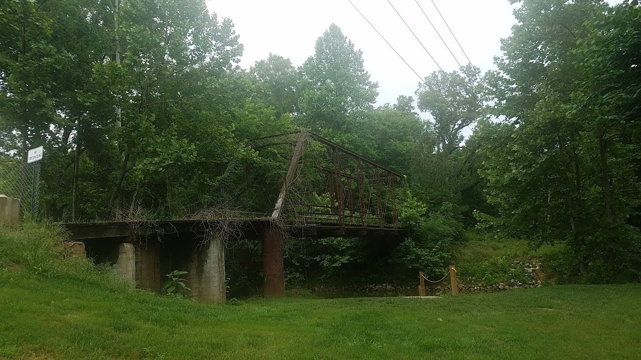 Hell's Gate Bridge in Oxford,Alabama - YouTube