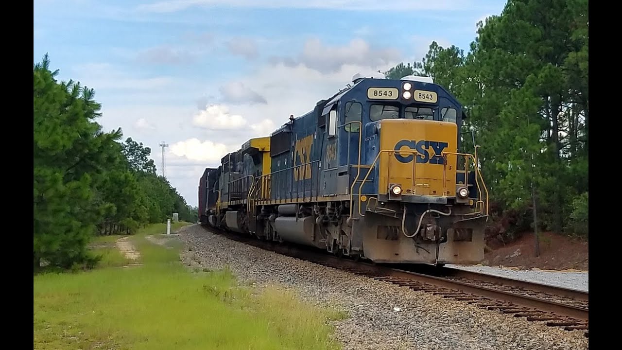 CSX Q463-19 w/ SD50-2 leading & great engineer! - YouTube