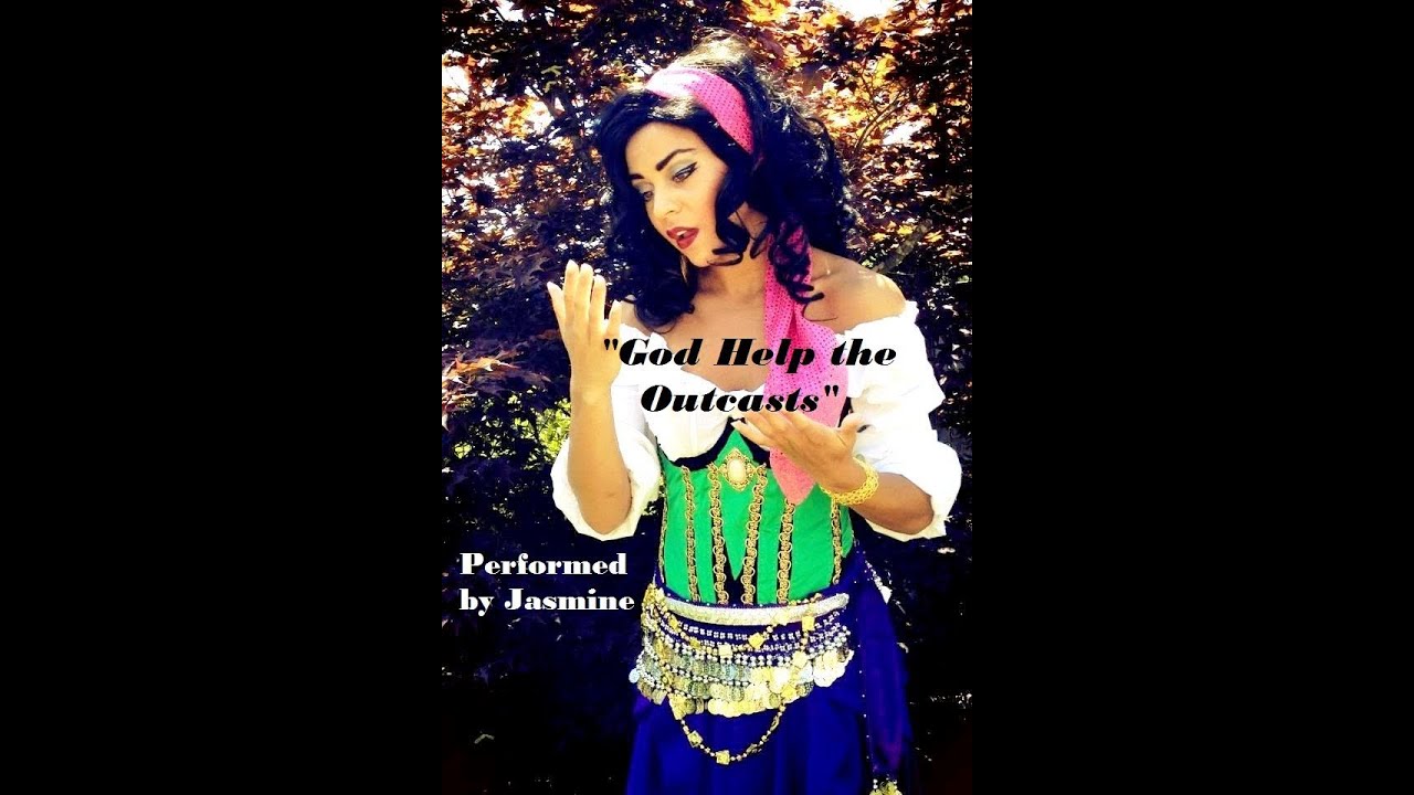 Esmeralda Sings "God Help the Outcasts" - YouTube