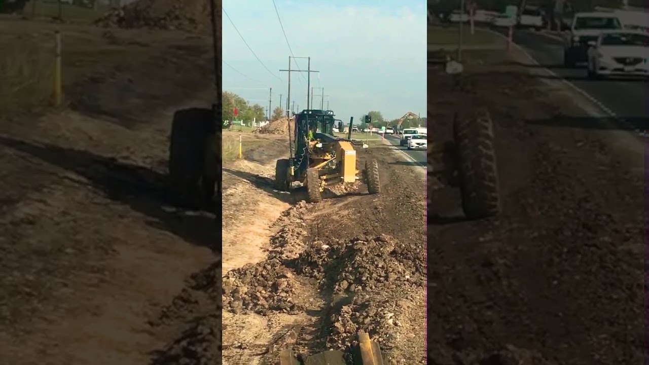 Cutting the ditch - YouTube