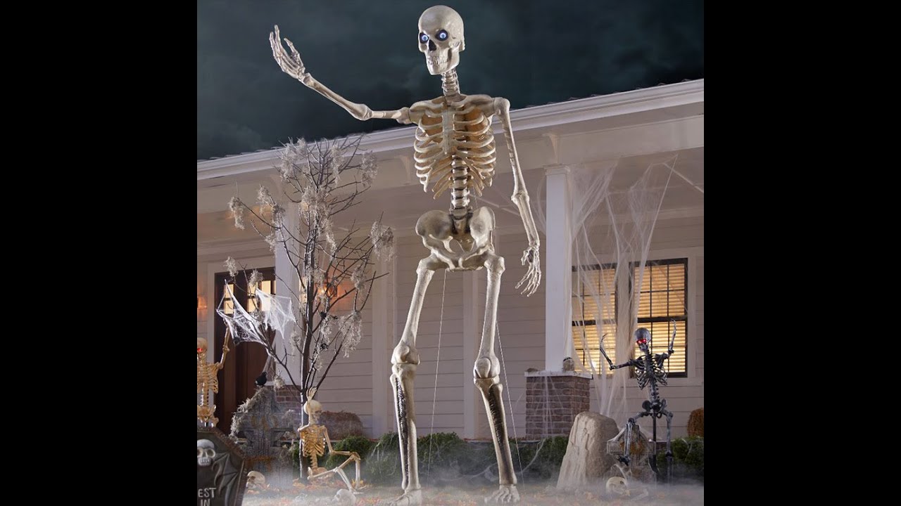 8ft Skeleton Animated Figure with Digiteyes - YouTube