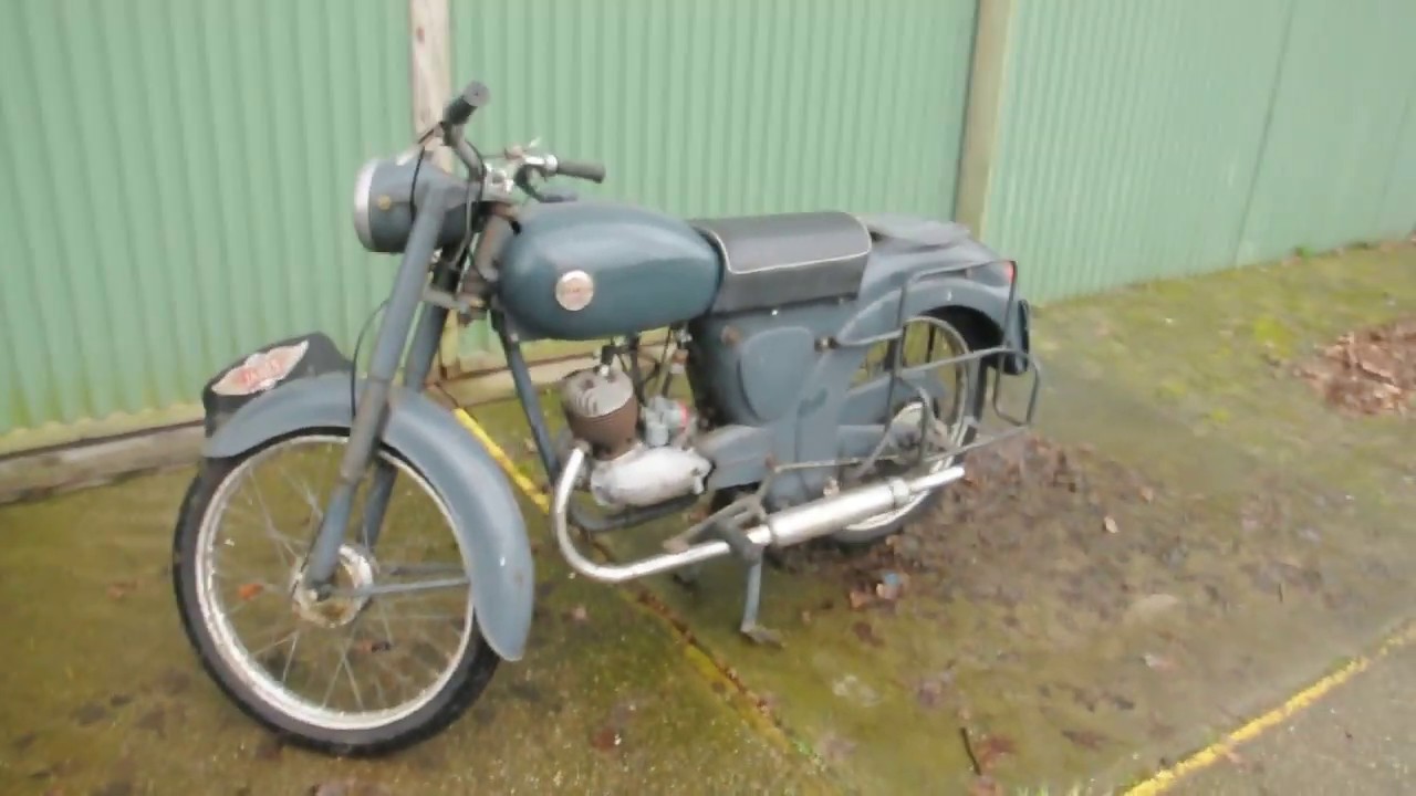 Oldtimer motorcycle James Comet 1960 - YouTube