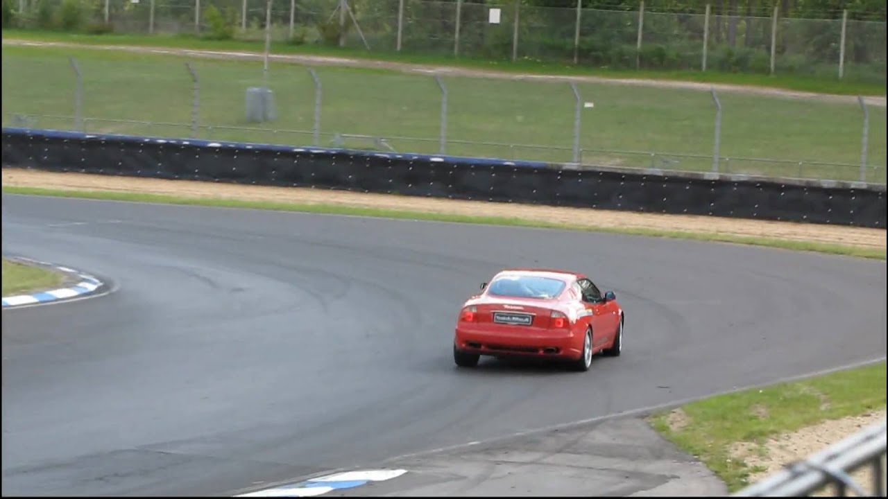 Sportscar event 2010 - Maserati drift! [Full-HD] - YouTube