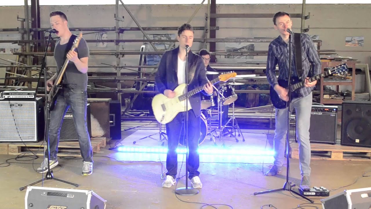 New Horizon - Wake-Up Call [Official Music Video] - YouTube