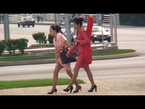 NorthKorea:Summer Taxi-Pyongyang 北朝鮮 夏とタクシー(平壌の世界582) - YouTube