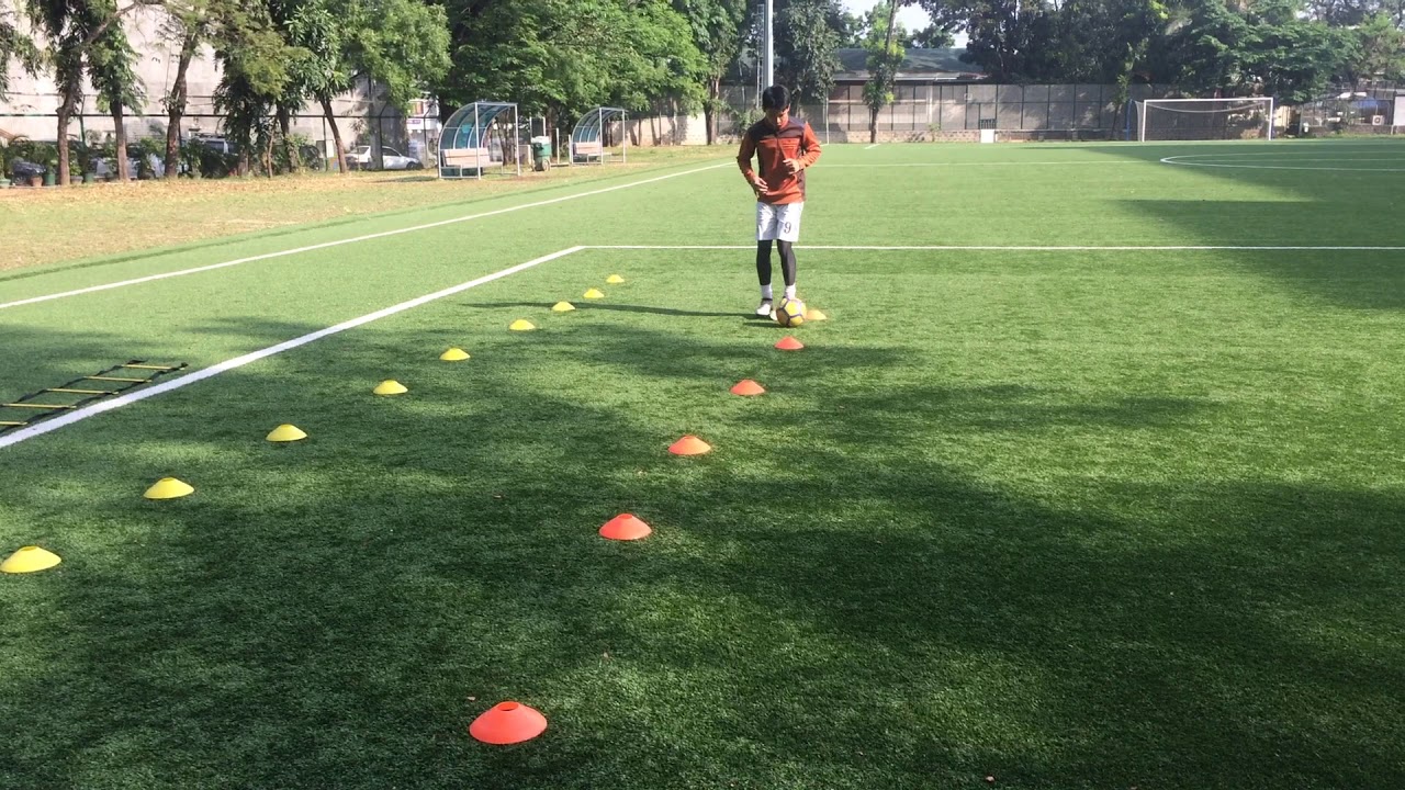 Outside Inside 'Left Foot' (Ball Control) - YouTube