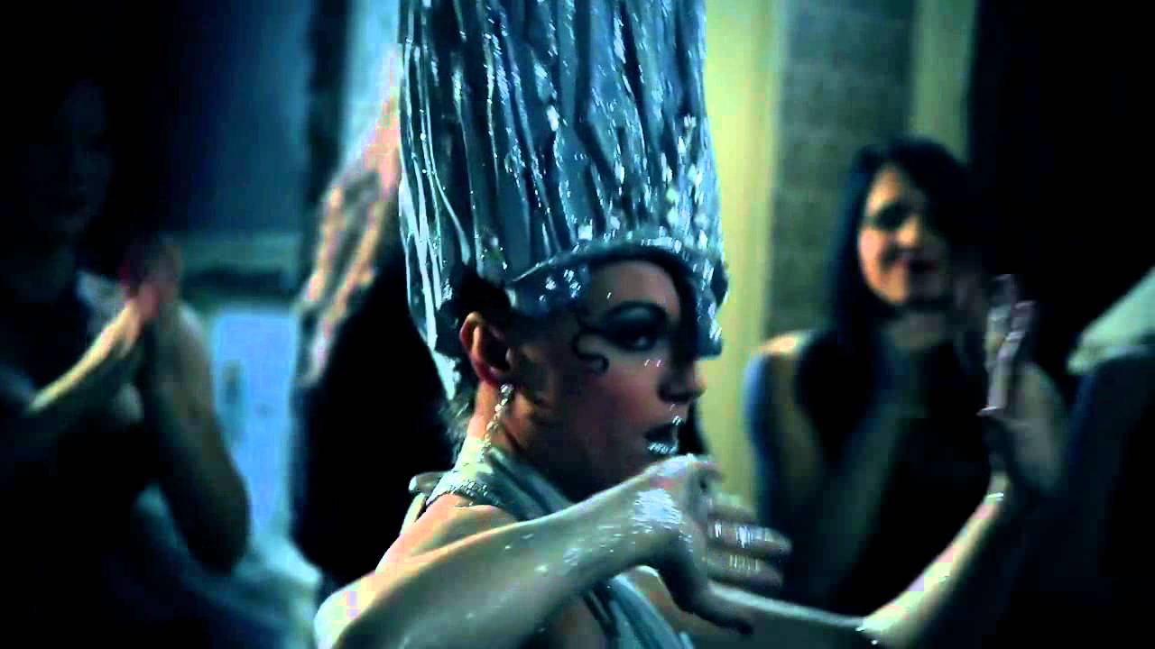 Sherry Trifle performs - 'The Judderman' - YouTube