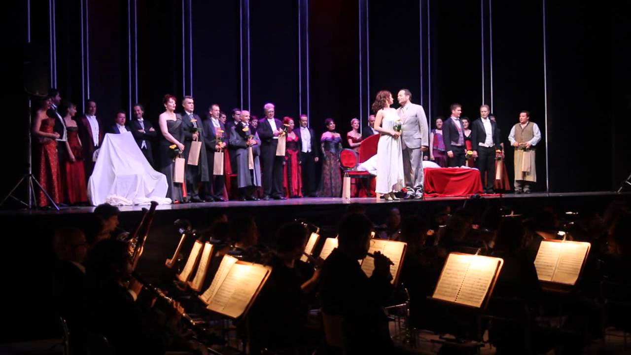 La Traviata, dvorec Lanthieri Vipava - YouTube