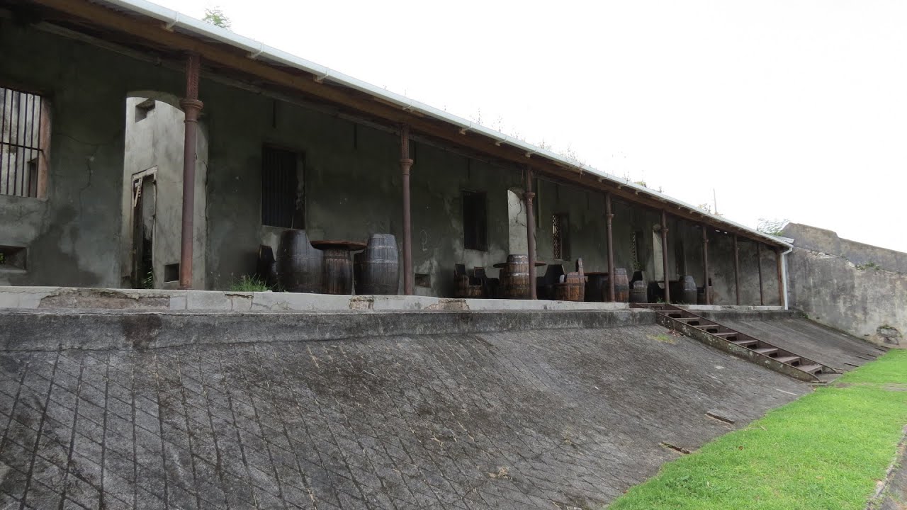 VISITE DU FORT MATTHEW - GRENADE - YouTube