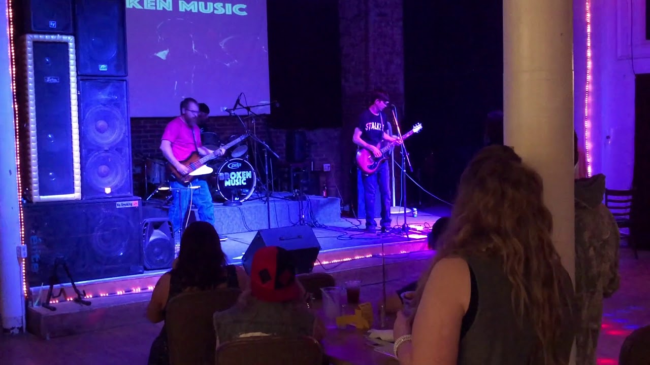 broken music jupiter studios - YouTube