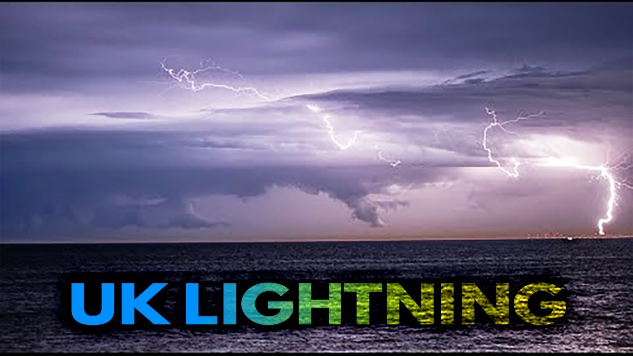 RARE INCREDIBLE UK LIGHTNING STORM! Spring Chasing IN BRIGHTON ENGLAND ...