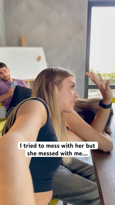 Who’s smarter here?😜😎 #prank #friends #coder #aitools #codingcomplex #college #students - YouTube