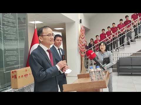 Çin Halk Cumhuriyeti büyükelçisi jiang Xuebin in Kahramanmaraş Onikişubat Y. Emre Ortaokul ziyareti