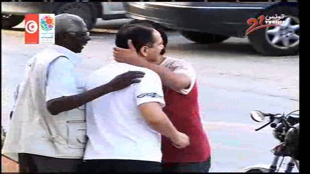 Caméra cachée tunisien - Episode 7 الكاميرا الخفيةُ - YouTube