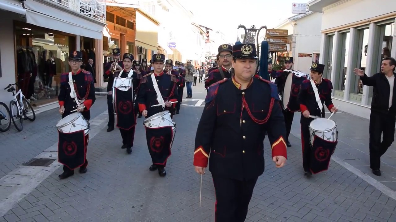 Χριστουγεννιάτικα κάλαντα από την Φιλαρμονική (2017) - YouTube