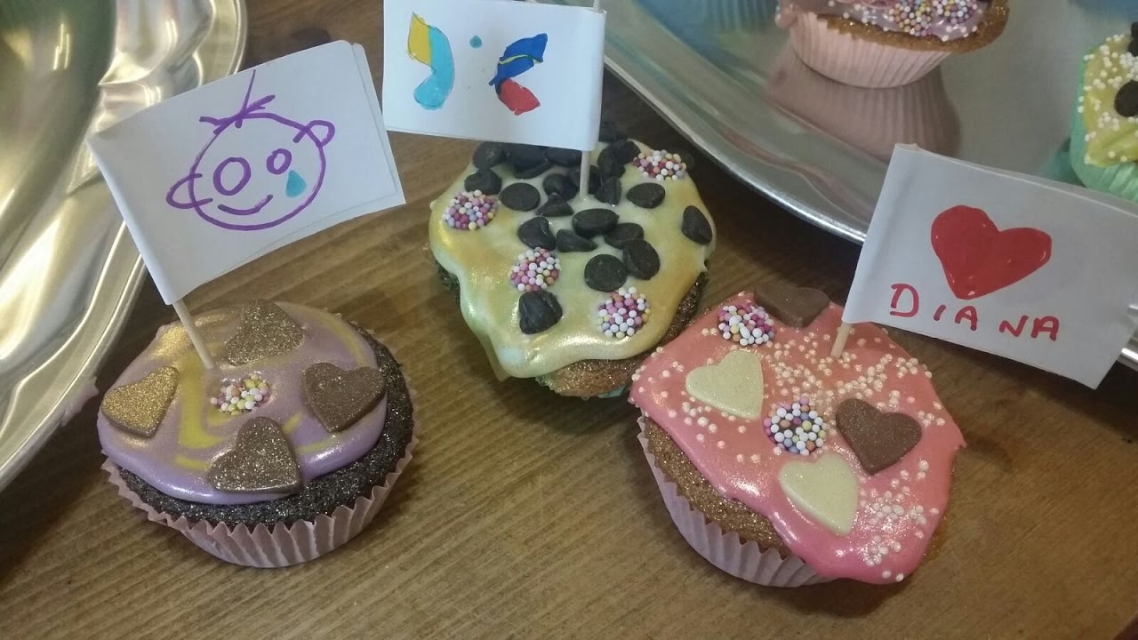 Baking Cupcakes | Charity work - YouTube