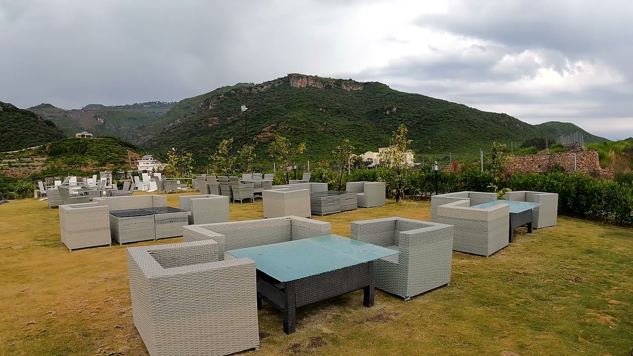 DD Cafe C-12 Islamabad - YouTube