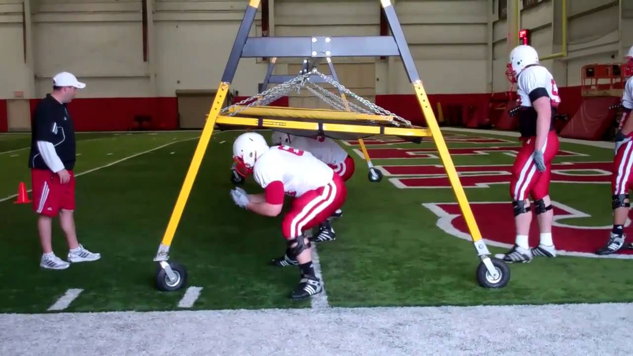 Nebraska Husker Spring Practice 4/1/11 - YouTube