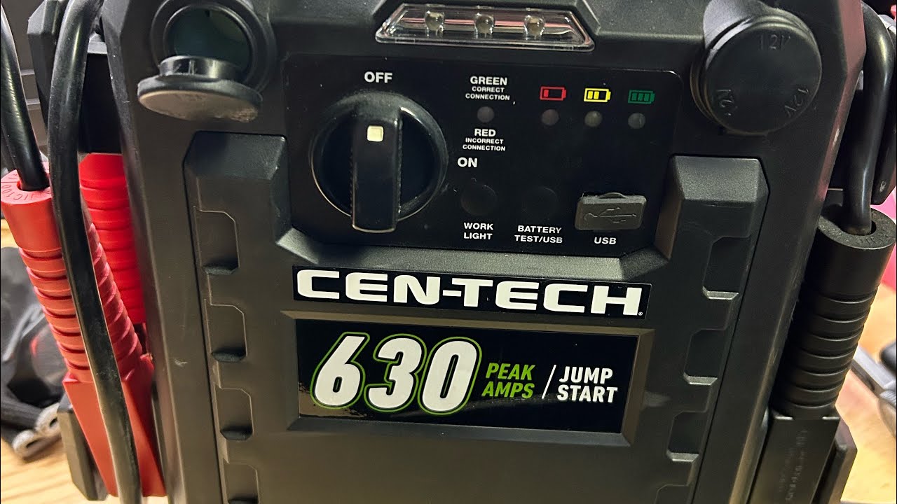 CENTECH 630 AMP BATTERY JUMP PACK AND MAINTEANCE ON IT - YouTube