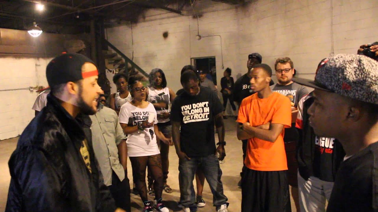 MIRAPTV - Rap Battle - JC vs Mic Phelps - YouTube