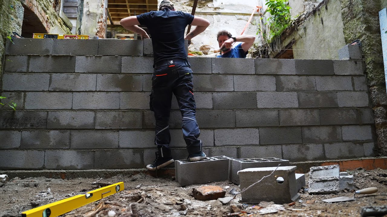 A wall, a Great Wall, a magnificent floor supporting wall. - YouTube