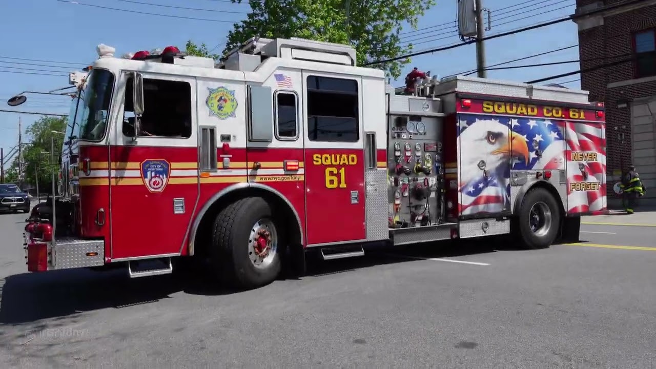 FDNY Squad 61 Responding With a Quick Turnout - YouTube