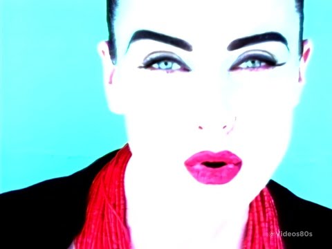 Swing Out Sister -  Am I The Same Girl 1992 (Official Music Video) Remastered