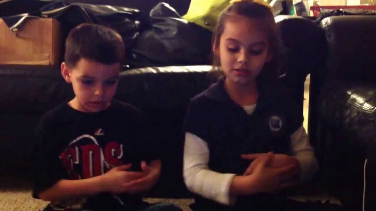 Practicing American Sign Language "Away in the Manger" Hailey is 6years ...