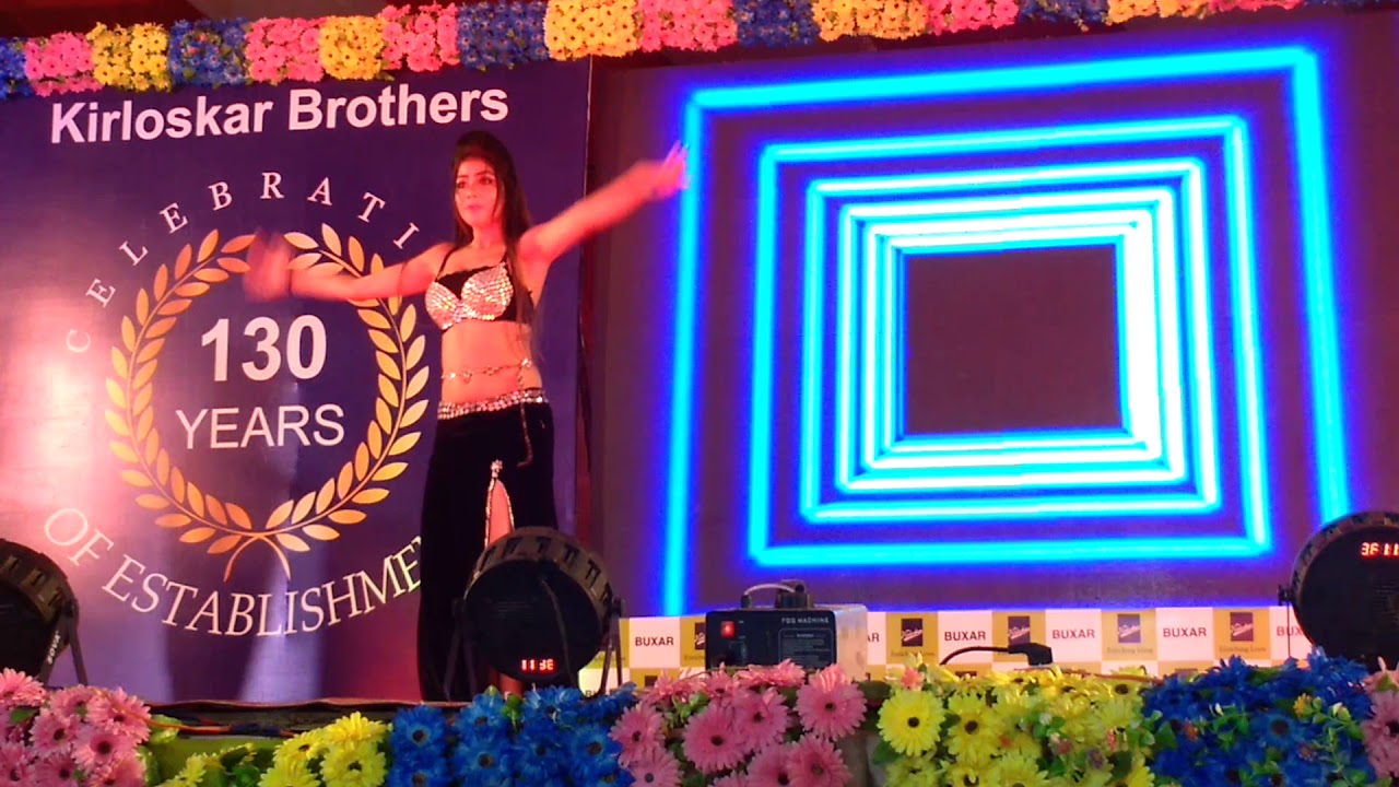 Pari Pandey ka super dance super dance - YouTube