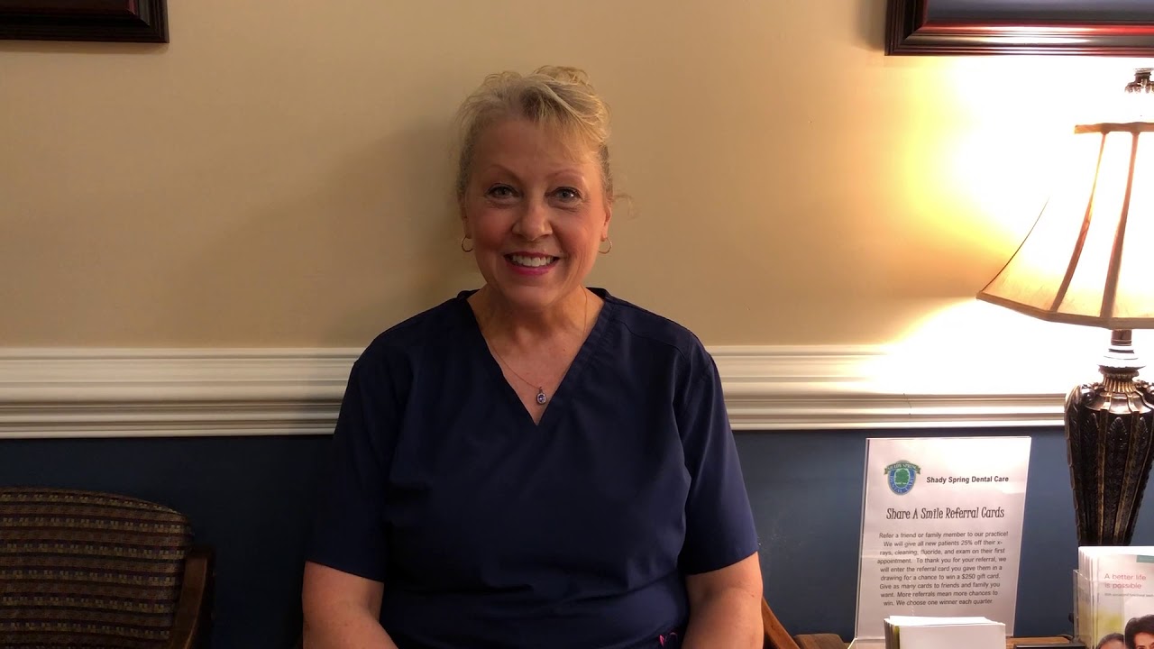 A Quick Minute With Renee - YouTube