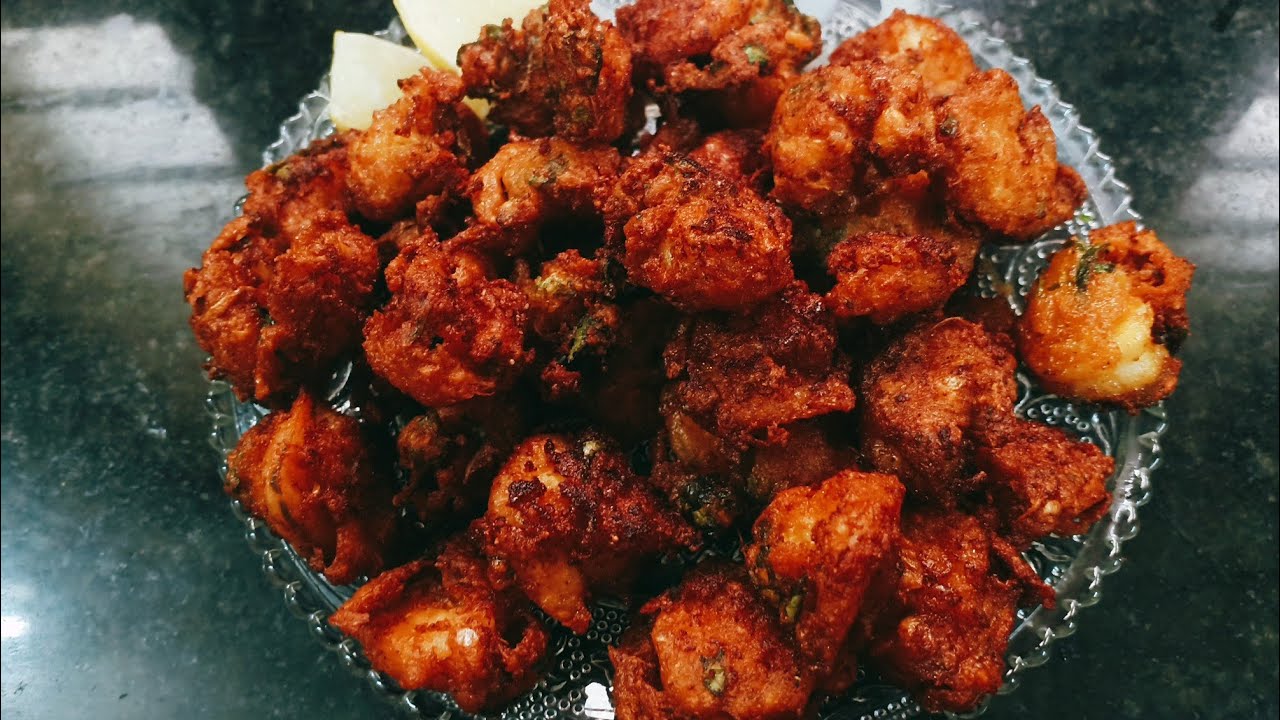இறால் பக்கோடா செய்வது எப்படி / Prawn pakoda recipe - YouTube