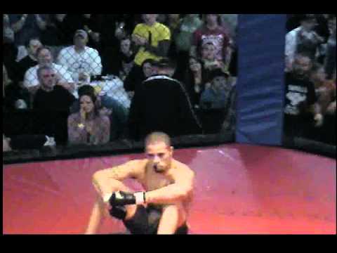 Hardrock MMA 43 Fight 17 PRO Isaiah Ferguson vs Tyrelle Olding - YouTube