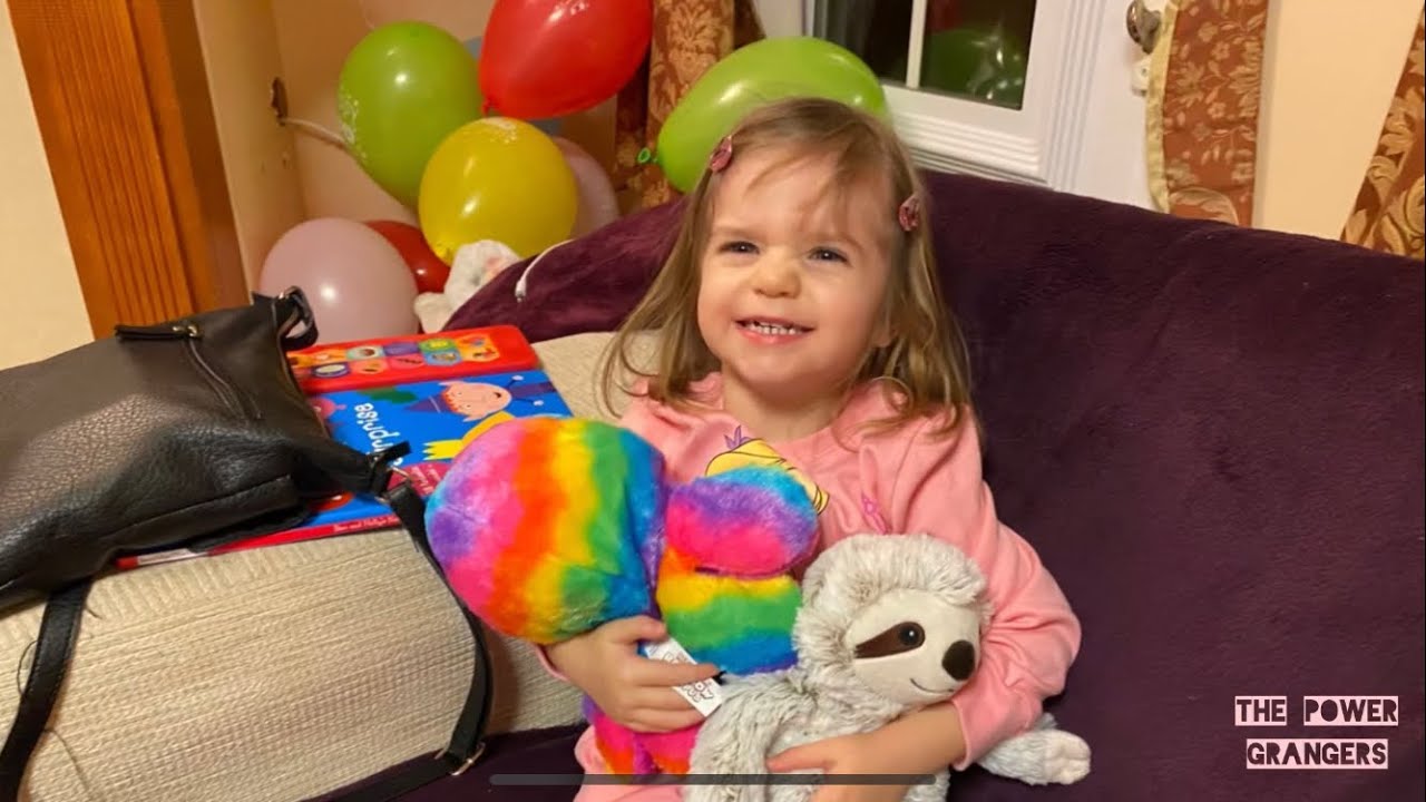 Violets 3rd birthday! Snow, Soft play, Sledging & a tractor rescue ...