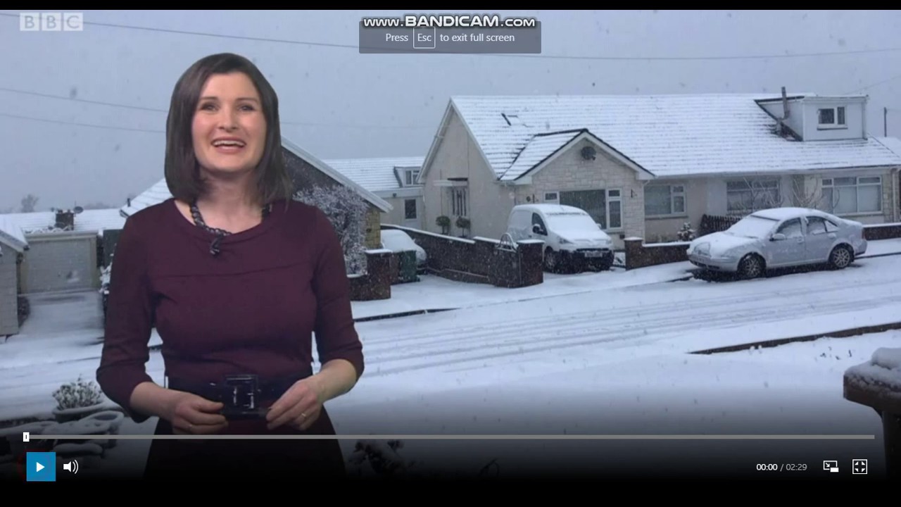 Helen Willetts - BBC Weather - (04/04/2019) - 60 fps - YouTube