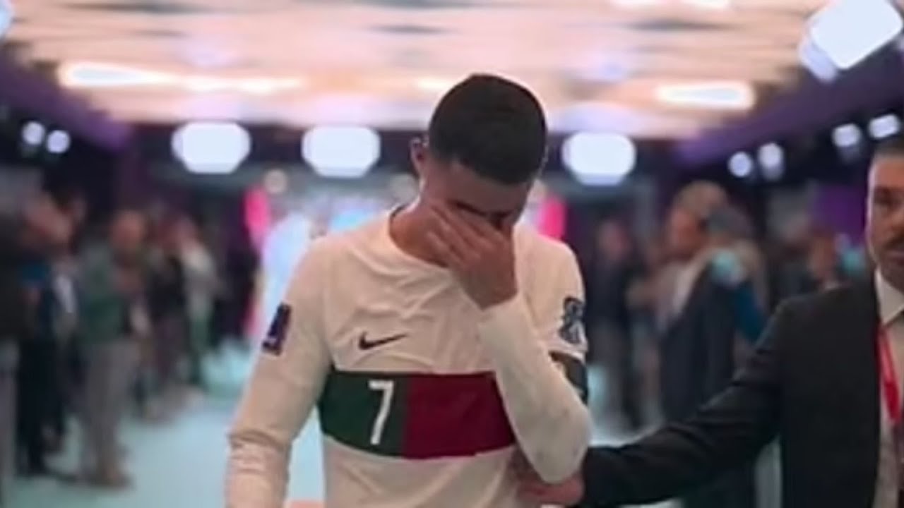 Cristiano Ronaldo Walks Down Tunnel IN TEARS, Cristiano Ronaldo CRYING ...
