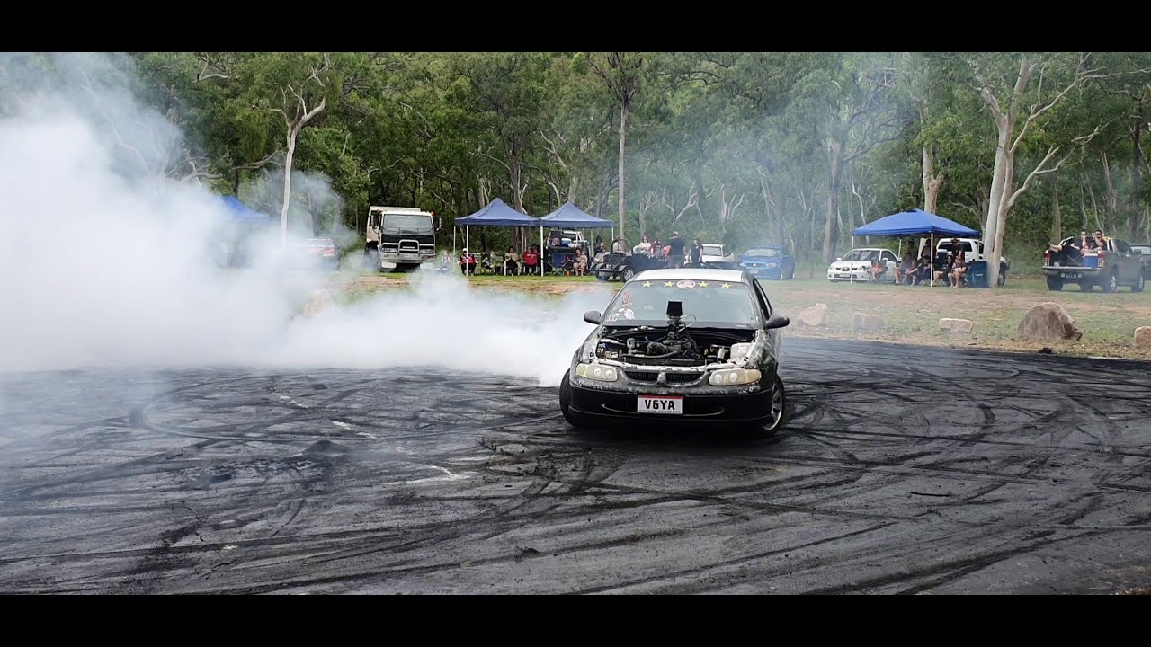 VT Commodore V6YA skid - YouTube