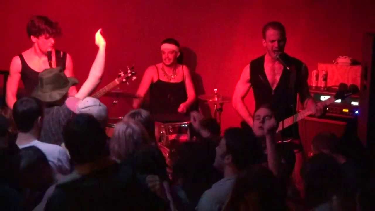 Taylor Swift - 22 (by Taylor Swift punk cover band Fearless) - YouTube