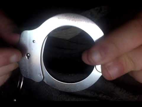 PeerLess Model 300 HandCuffs. - YouTube