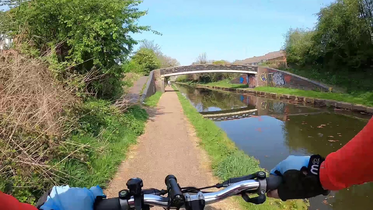 Biking the Tame Valley Canal - Salford Bridge to Tipton - YouTube