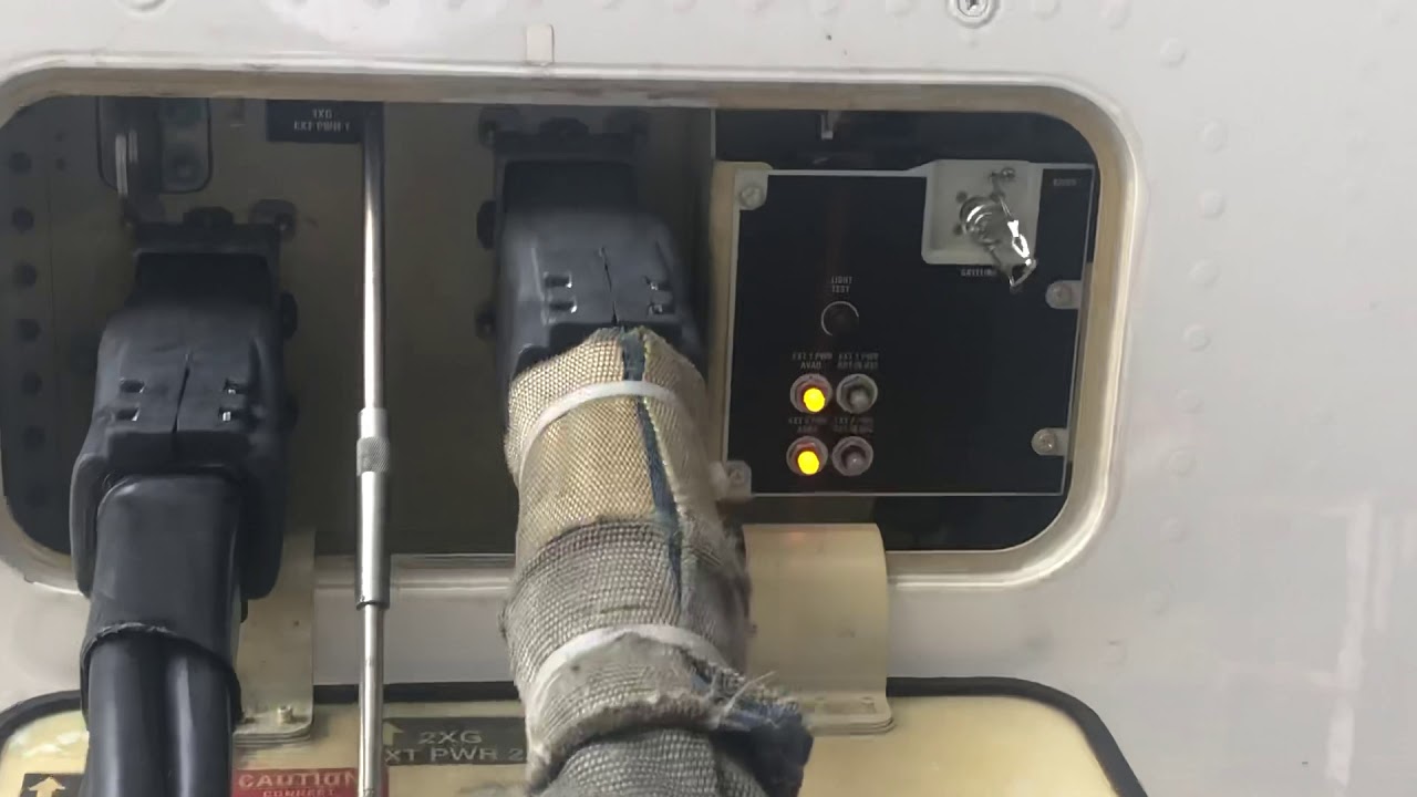 External Power Receptacle A350-900 - YouTube