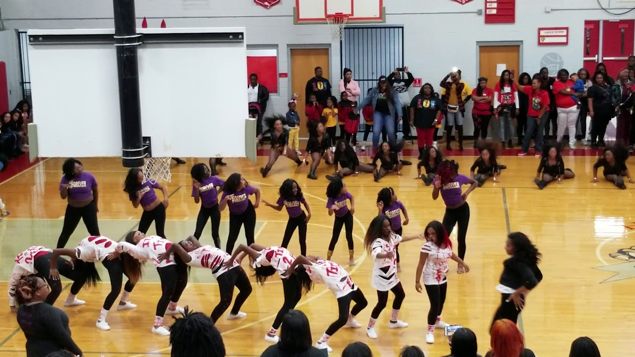 Stroll off part 1 - YouTube