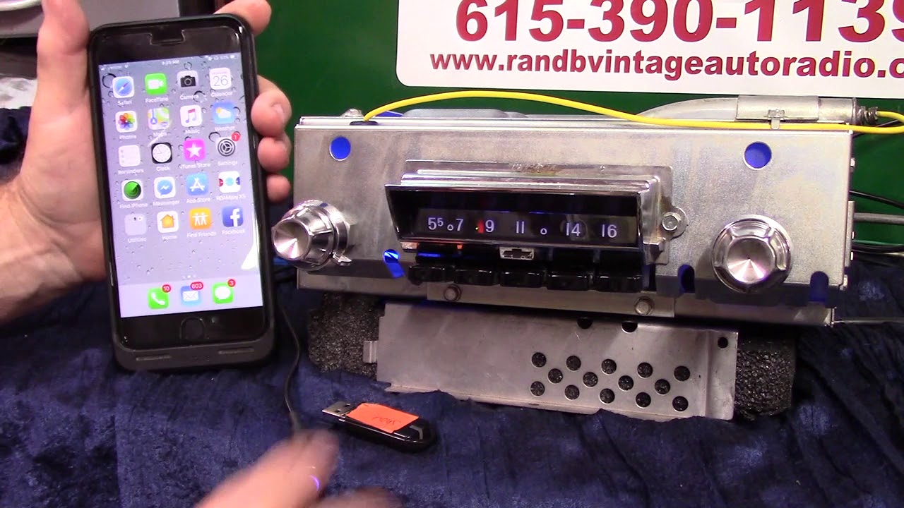 1959 Chevrolet Impala original AM radio - YouTube