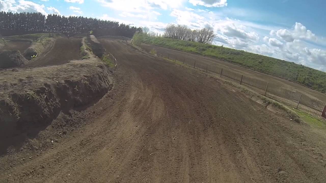 Mildenhall mx - Practice day - 25.04.15 - YouTube